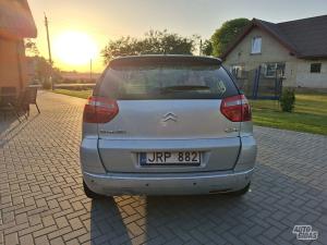 Pelēks Citroen c4-picasso 2009 Kretinga, ar dzinēja tilpumu 2.00 L un nobraukumu 254 tūkst. km par 650 €, foto 5 vietnē AUTOMOTO.COM.LV