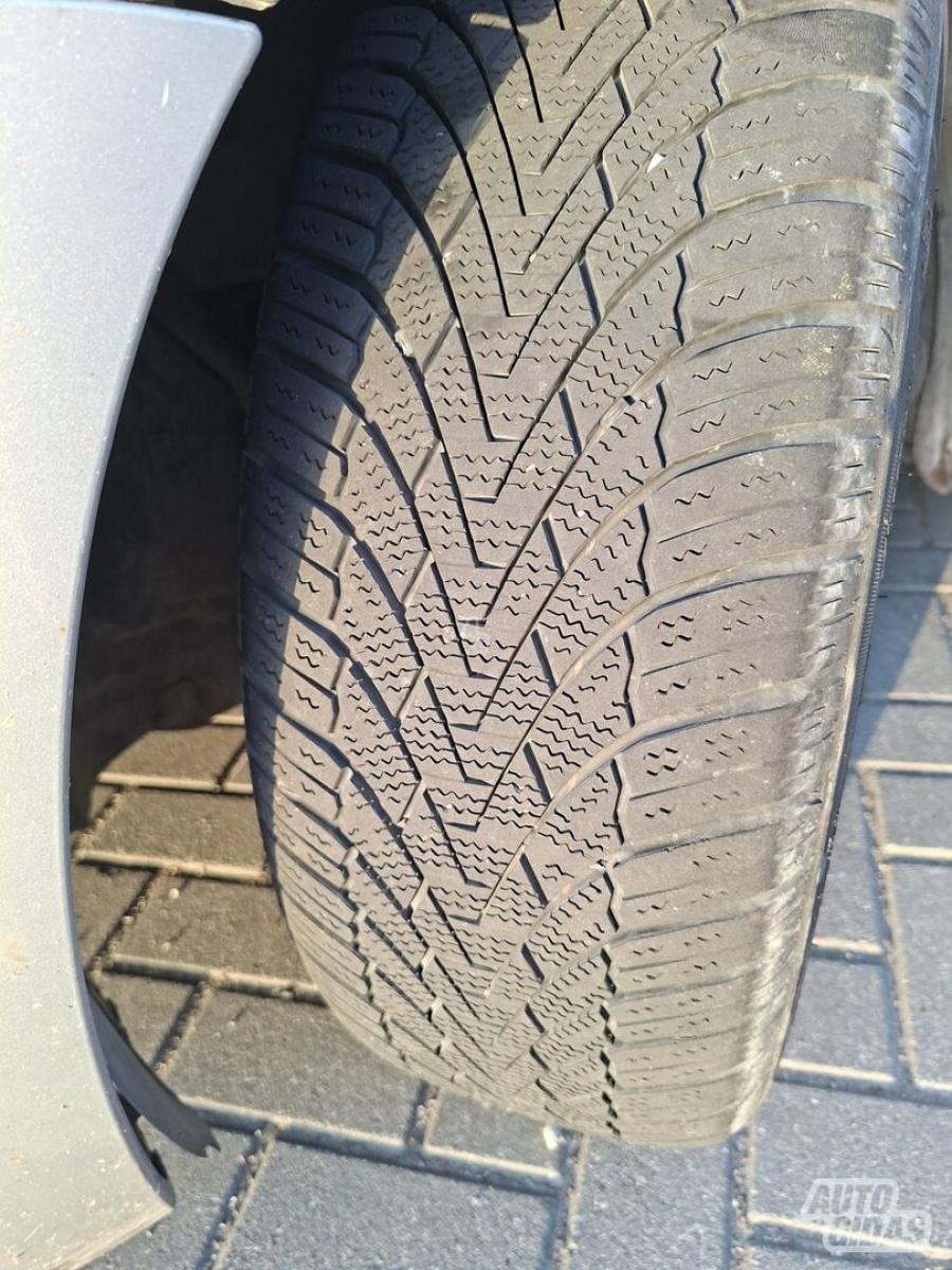 Pelēks Citroen c4-picasso 2009 Kretinga, ar dzinēja tilpumu 2.00 L un nobraukumu 254 tūkst. km par 650 €, foto 7 vietnē AUTOMOTO.COM.LV