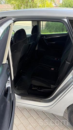 Pelēks Citroen c4-picasso 2009 Daugavpils, ar dzinēja tilpumu 2.00 L un nobraukumu 210 tūkst. km par 2750 €, foto 12 vietnē AUTOMOTO.COM.LV