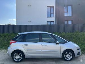 Pelēks Citroen c4-picasso 2009 Viļņa, ar dzinēja tilpumu 1.56 L un nobraukumu 303 tūkst. km par 1450 €, foto 5 vietnē AUTOMOTO.COM.LV