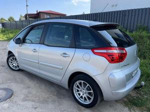 Pelēks Citroen c4-picasso 2009 Viļņa, ar dzinēja tilpumu 1.56 L un nobraukumu 303 tūkst. km par 1450 €, foto 14 vietnē AUTOMOTO.COM.LV
