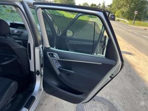 Pelēks Citroen c4-picasso 2009 Viļņa, ar dzinēja tilpumu 1.56 L un nobraukumu 303 tūkst. km par 1450 €, foto 25 vietnē AUTOMOTO.COM.LV