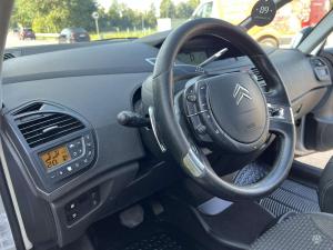 Pelēks Citroen c4-picasso 2009 Viļņa, ar dzinēja tilpumu 1.56 L un nobraukumu 303 tūkst. km par 1450 €, foto 31 vietnē AUTOMOTO.COM.LV