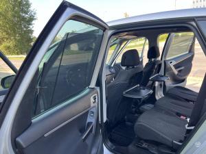 Pelēks Citroen c4-picasso 2009 Viļņa, ar dzinēja tilpumu 1.56 L un nobraukumu 303 tūkst. km par 1450 €, foto 39 vietnē AUTOMOTO.COM.LV