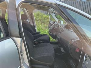 Pelēks Citroen c4-picasso 2009 Viļņa, ar dzinēja tilpumu 1.56 L un nobraukumu 303 tūkst. km par 1450 €, foto 43 vietnē AUTOMOTO.COM.LV