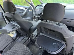 Pelēks Citroen c4-picasso 2009 Viļņa, ar dzinēja tilpumu 1.56 L un nobraukumu 303 tūkst. km par 1450 €, foto 47 vietnē AUTOMOTO.COM.LV