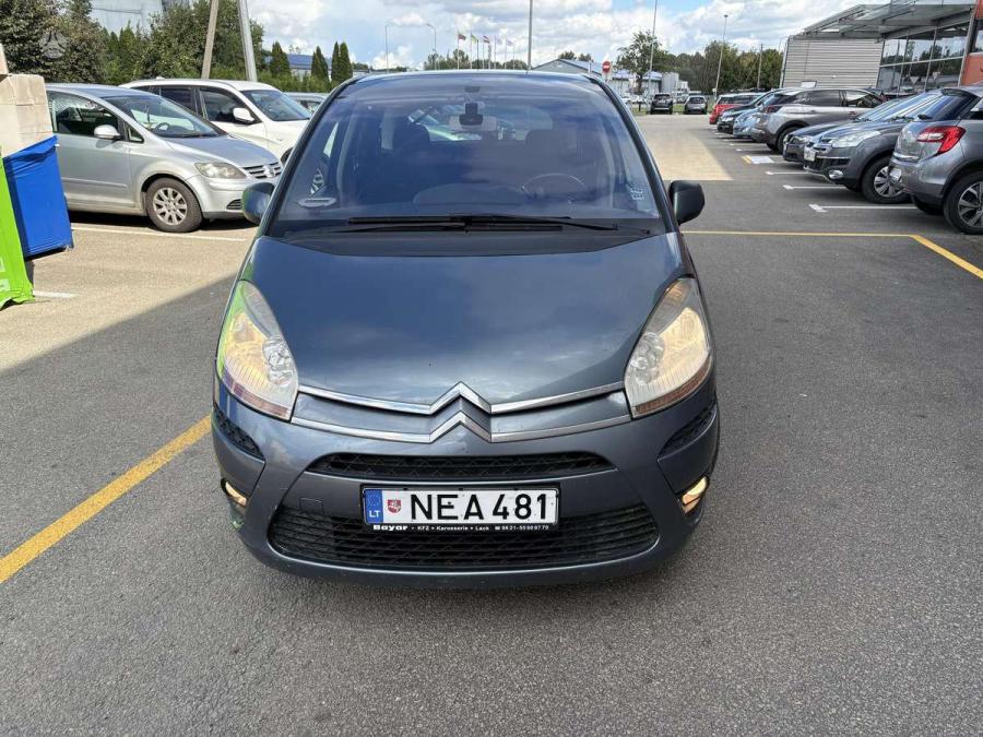 Grey Citroen c4-picasso 2009 in Taurage, with an engine capacity of 1.56 L and mileage of 314 thousand km for 950 €, photo 3 on AUTOMOTO.COM.LV