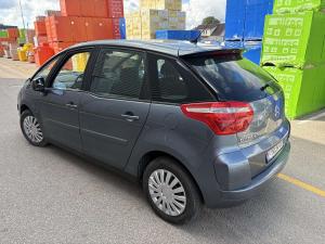 Grey Citroen c4-picasso 2009 in Taurage, with an engine capacity of 1.56 L and mileage of 314 thousand km for 950 €, photo 6 on AUTOMOTO.COM.LV
