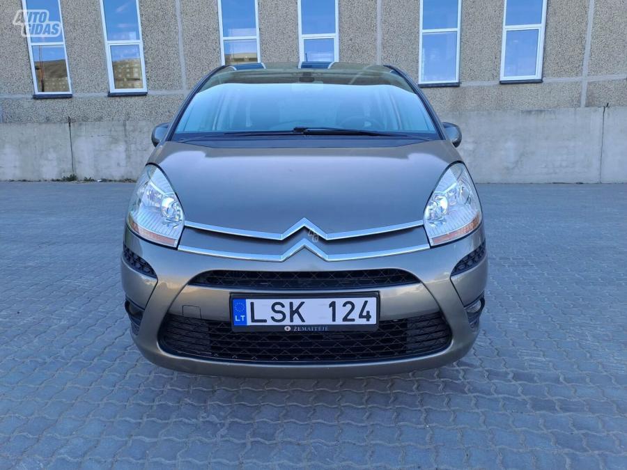 Grey Citroen c4-picasso 2010 in Telschi, with an engine capacity of 1.60 L and mileage of 278 thousand km for 1450 €, photo 3 on AUTOMOTO.COM.LV