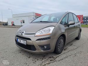 Grey Citroen c4-picasso 2010 in Telschi, with an engine capacity of 1.60 L and mileage of 278 thousand km for 1450 €, photo 4 on AUTOMOTO.COM.LV