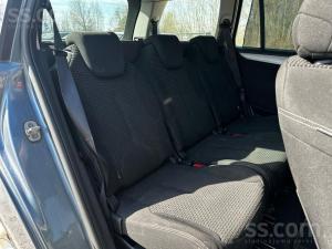 Pelēks Citroen c4-picasso 2010 Jelgava, ar dzinēja tilpumu 1.60 L un nobraukumu 0 tūkst. km par 2890 €, foto 12 vietnē AUTOMOTO.COM.LV