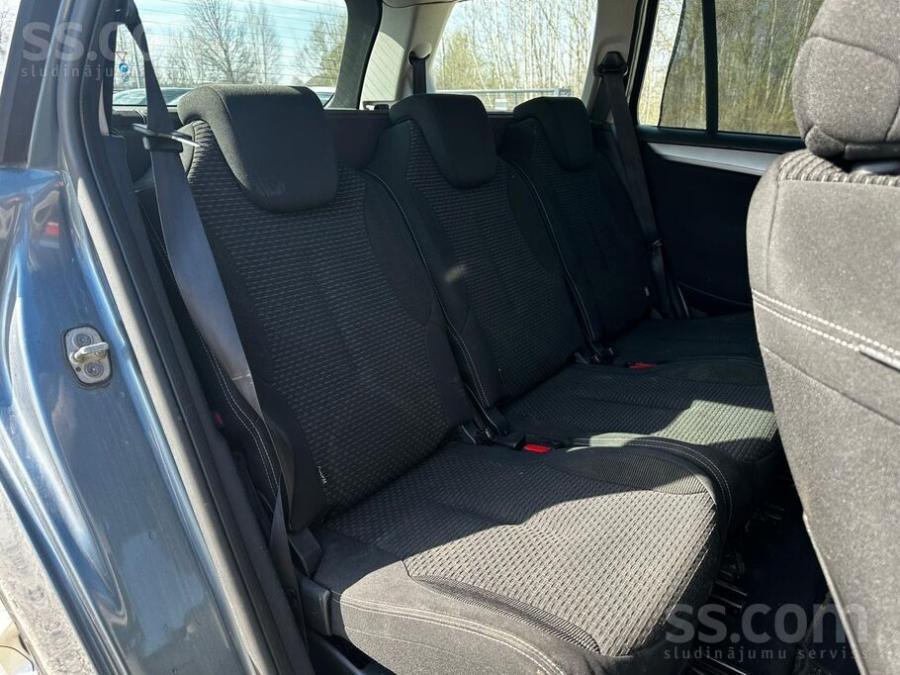 Pelēks Citroen c4-picasso 2010 Jelgava, ar dzinēja tilpumu 1.60 L un nobraukumu 0 tūkst. km par 2890 €, foto 12 vietnē AUTOMOTO.COM.LV