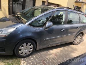 Pelēks Citroen c4-picasso 2010 Rīga, ar dzinēja tilpumu 1.60 L un nobraukumu 312 tūkst. km par 2000 €, foto 6 vietnē AUTOMOTO.COM.LV