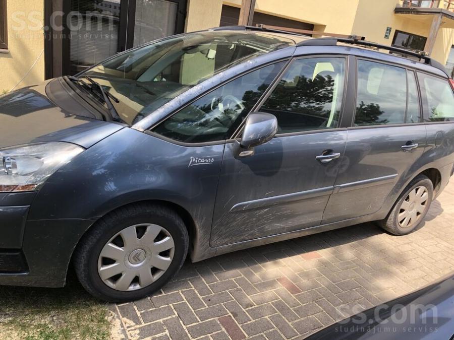 Pelēks Citroen c4-picasso 2010 Rīga, ar dzinēja tilpumu 1.60 L un nobraukumu 312 tūkst. km par 2000 €, foto 7 vietnē AUTOMOTO.COM.LV