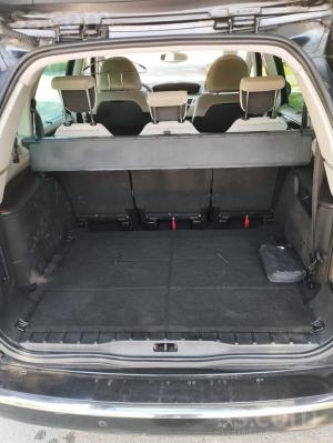 Pelēks Citroen c4-picasso 2010 Rīga, ar dzinēja tilpumu 2.00 L un nobraukumu 301 tūkst. km par 3350 €, foto 5 vietnē AUTOMOTO.COM.LV