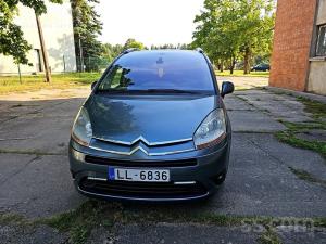 Pelēks Citroen c4-picasso 2010 Rīga, ar dzinēja tilpumu 1.60 L un nobraukumu 365 tūkst. km par 2990 €, foto 14 vietnē AUTOMOTO.COM.LV