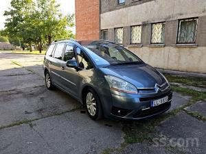 Pelēks Citroen c4-picasso 2010 Rīga, ar dzinēja tilpumu 1.60 L un nobraukumu 365 tūkst. km par 2990 €, foto 16 vietnē AUTOMOTO.COM.LV