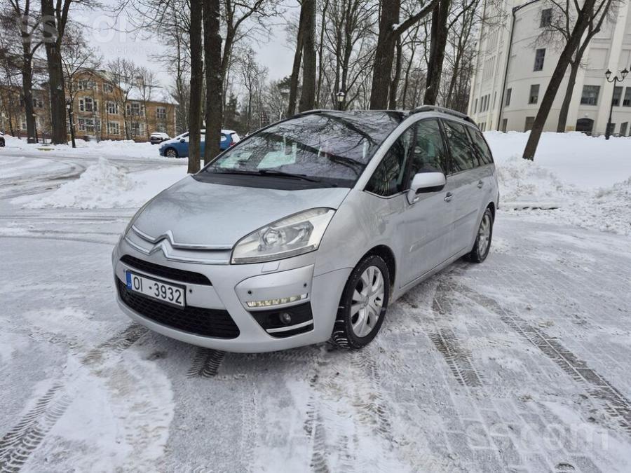 Pelēks Citroen c4-picasso 2011 Rīga, ar dzinēja tilpumu 1.60 L un nobraukumu 187 tūkst. km par 3950 €, foto 6 vietnē AUTOMOTO.COM.LV