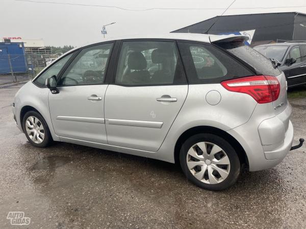 Grey Citroen c4-picasso 2011 in Kaunas, with an engine capacity of 1.60 L and mileage of 335 thousand km for 2450 €, photo 2 on AUTOMOTO.COM.LV