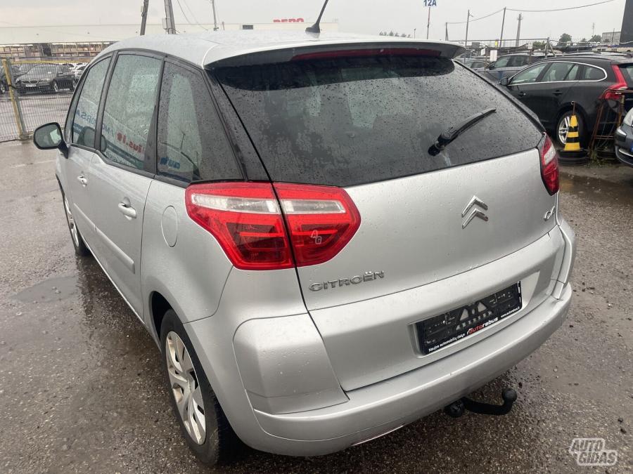 Grey Citroen c4-picasso 2011 in Kaunas, with an engine capacity of 1.60 L and mileage of 335 thousand km for 2450 €, photo 8 on AUTOMOTO.COM.LV