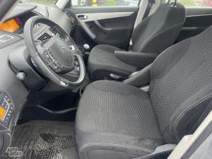 Grey Citroen c4-picasso 2011 in Kaunas, with an engine capacity of 1.60 L and mileage of 335 thousand km for 2450 €, photo 19 on AUTOMOTO.COM.LV