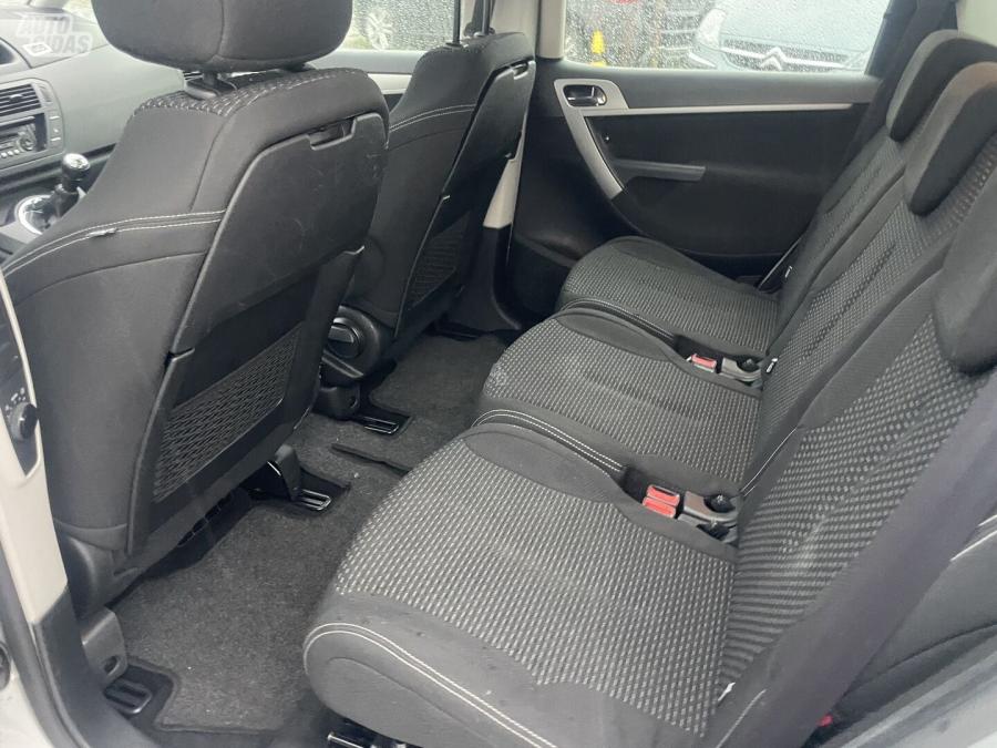 Grey Citroen c4-picasso 2011 in Kaunas, with an engine capacity of 1.60 L and mileage of 335 thousand km for 2450 €, photo 23 on AUTOMOTO.COM.LV