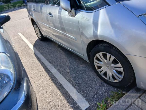 Pelēks Citroen c4-picasso 2011 Daugavpils, ar dzinēja tilpumu 1.60 L un nobraukumu 199 tūkst. km par 4150 €, foto 10 vietnē AUTOMOTO.COM.LV