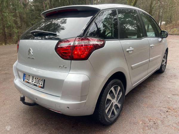Pelēks Citroen c4-picasso 2012 Kauņa, ar dzinēja tilpumu 1.56 L un nobraukumu 260 tūkst. km par 3450 €, foto 6 vietnē AUTOMOTO.COM.LV