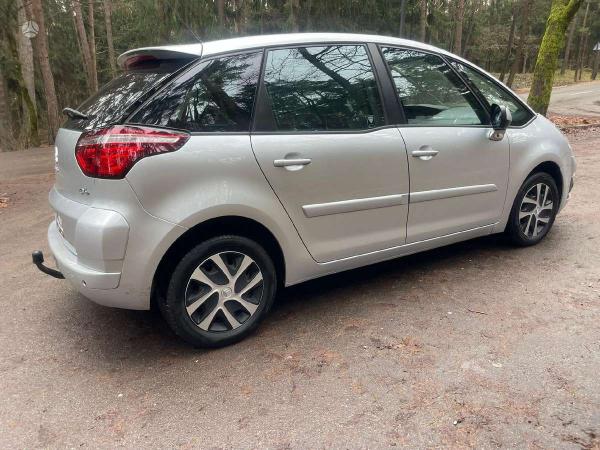 Pelēks Citroen c4-picasso 2012 Kauņa, ar dzinēja tilpumu 1.56 L un nobraukumu 260 tūkst. km par 3450 €, foto 10 vietnē AUTOMOTO.COM.LV