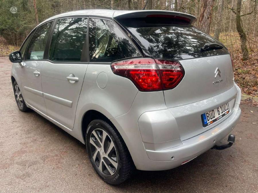 Grey Citroen c4-picasso 2012 in Kaunas, with an engine capacity of 1.56 L and mileage of 260 thousand km for 3450 €, photo 11 on AUTOMOTO.COM.LV