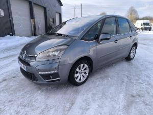 Grey Citroen c4-picasso 2012 in Taurage, with an engine capacity of 2.00 L and mileage of 260 thousand km for 4200 €, photo 3 on AUTOMOTO.COM.LV