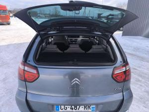 Grey Citroen c4-picasso 2012 in Taurage, with an engine capacity of 2.00 L and mileage of 260 thousand km for 4200 €, photo 6 on AUTOMOTO.COM.LV