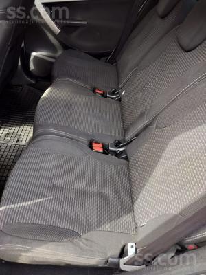 Pelēks Citroen c4-picasso 2012 Daugavpils, ar dzinēja tilpumu 1.60 L un nobraukumu 197 tūkst. km par 3470 €, foto 9 vietnē AUTOMOTO.COM.LV