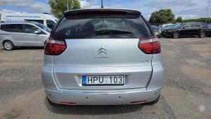 Grey Citroen c4-picasso 2012 in Taurage, with an engine capacity of 2.00 L and mileage of 250 thousand km for 3300 €, photo 7 on AUTOMOTO.COM.LV