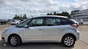 Grey Citroen c4-picasso 2012 in Taurage, with an engine capacity of 2.00 L and mileage of 250 thousand km for 3300 €, photo 9 on AUTOMOTO.COM.LV