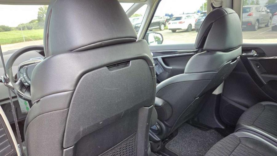 Grey Citroen c4-picasso 2012 in Taurage, with an engine capacity of 2.00 L and mileage of 250 thousand km for 3300 €, photo 30 on AUTOMOTO.COM.LV