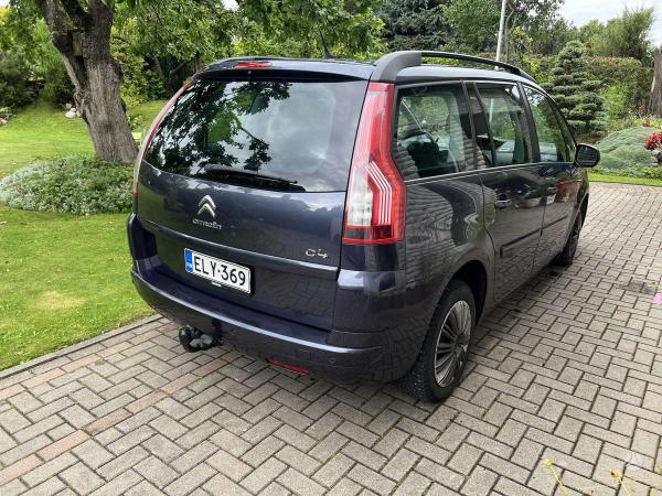 Grey Citroen c4-picasso 2012 in Kaunas, with an engine capacity of 1.60 L and mileage of 208 thousand km for 2700 €, photo 4 on AUTOMOTO.COM.LV