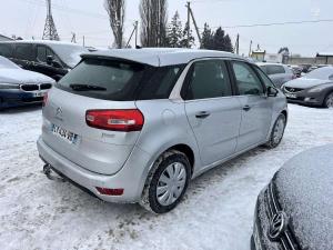 Grey Citroen c4-picasso 2013 in Taurage, with an engine capacity of 1.56 L and mileage of 263 thousand km for 3300 €, photo 9 on AUTOMOTO.COM.LV