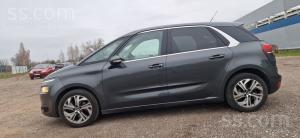Grey Citroen c4-picasso 2013 in Daugavpils, with an engine capacity of 1.60 L and mileage of 161 thousand km for 5350 €, photo 3 on AUTOMOTO.COM.LV