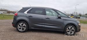 Grey Citroen c4-picasso 2013 in Daugavpils, with an engine capacity of 1.60 L and mileage of 161 thousand km for 5350 €, photo 7 on AUTOMOTO.COM.LV