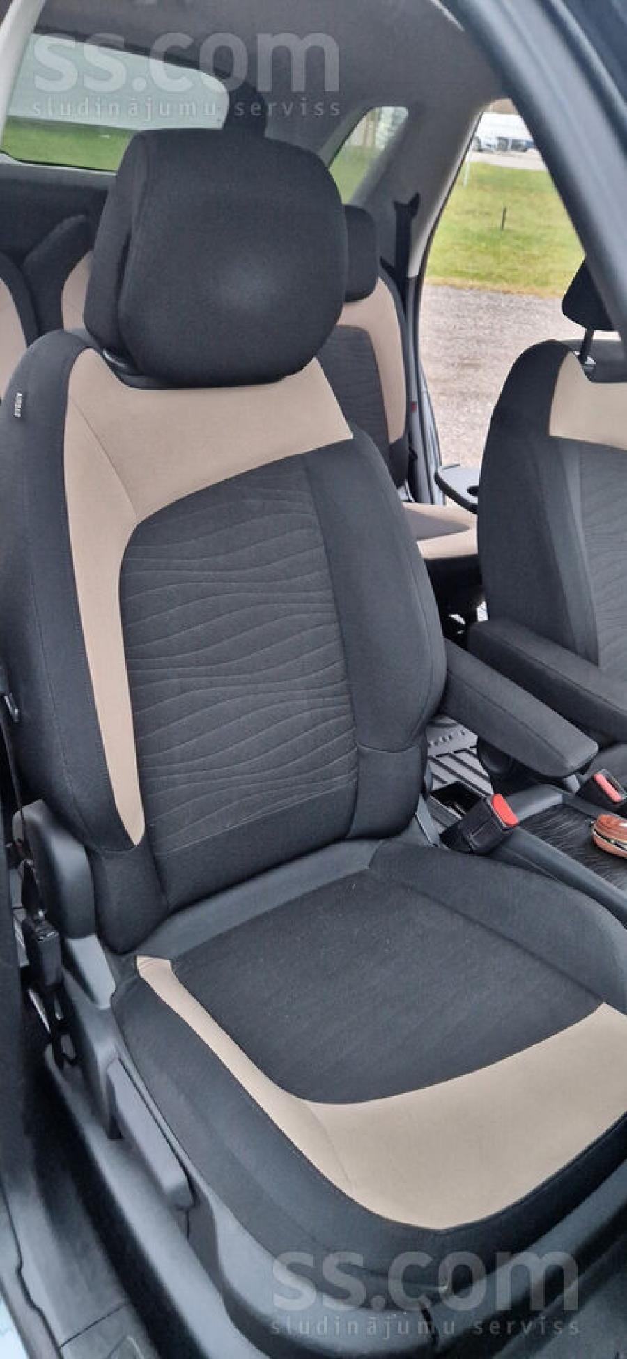 Grey Citroen c4-picasso 2013 in Daugavpils, with an engine capacity of 1.60 L and mileage of 161 thousand km for 5350 €, photo 23 on AUTOMOTO.COM.LV