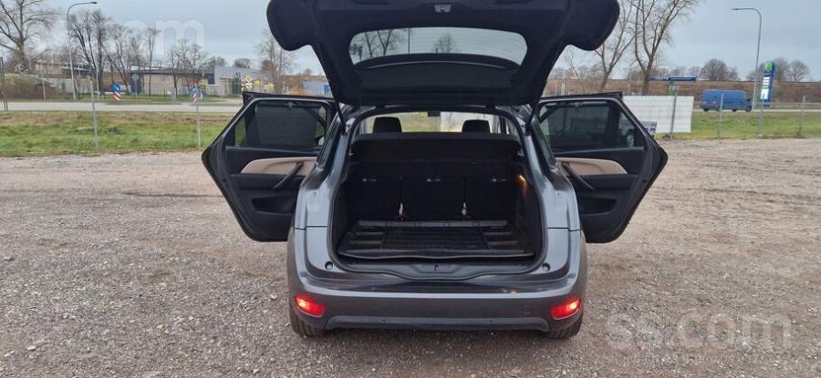 Grey Citroen c4-picasso 2013 in Daugavpils, with an engine capacity of 1.60 L and mileage of 161 thousand km for 5350 €, photo 25 on AUTOMOTO.COM.LV