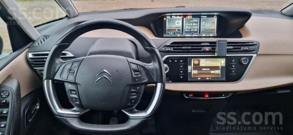 Grey Citroen c4-picasso 2013 in Daugavpils, with an engine capacity of 1.60 L and mileage of 161 thousand km for 5350 €, photo 10 on AUTOMOTO.COM.LV