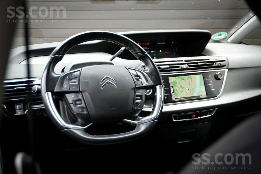 Pelēks Citroen c4-picasso 2013 Rīga, ar dzinēja tilpumu 1.60 L un nobraukumu 240 tūkst. km par 6290 €, foto 6 vietnē AUTOMOTO.COM.LV