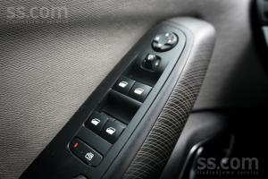 Pelēks Citroen c4-picasso 2013 Rīga, ar dzinēja tilpumu 1.60 L un nobraukumu 240 tūkst. km par 6290 €, foto 11 vietnē AUTOMOTO.COM.LV