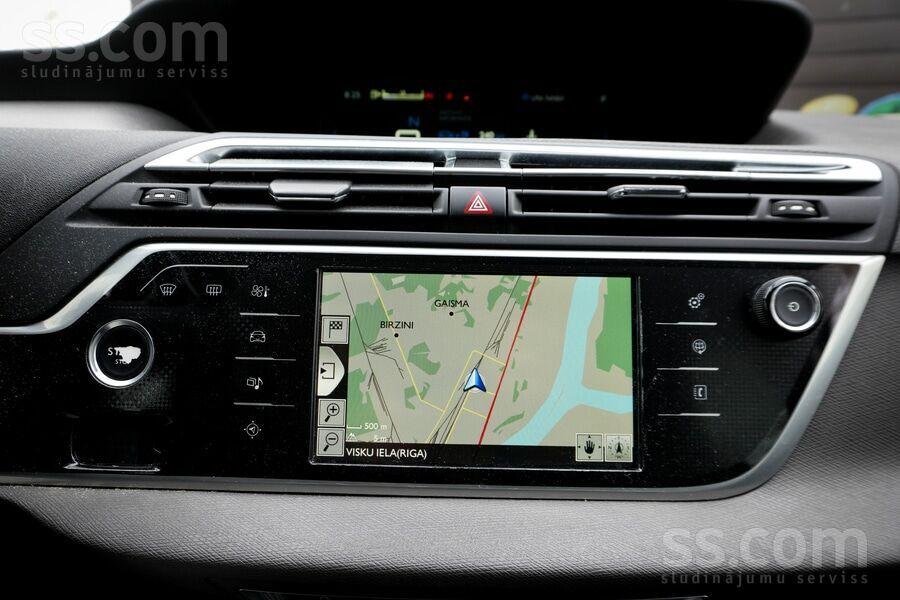 Pelēks Citroen c4-picasso 2013 Rīga, ar dzinēja tilpumu 1.60 L un nobraukumu 240 tūkst. km par 6290 €, foto 13 vietnē AUTOMOTO.COM.LV