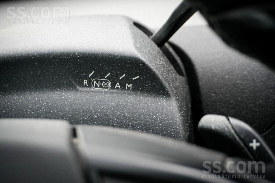 Pelēks Citroen c4-picasso 2013 Rīga, ar dzinēja tilpumu 1.60 L un nobraukumu 240 tūkst. km par 6290 €, foto 16 vietnē AUTOMOTO.COM.LV