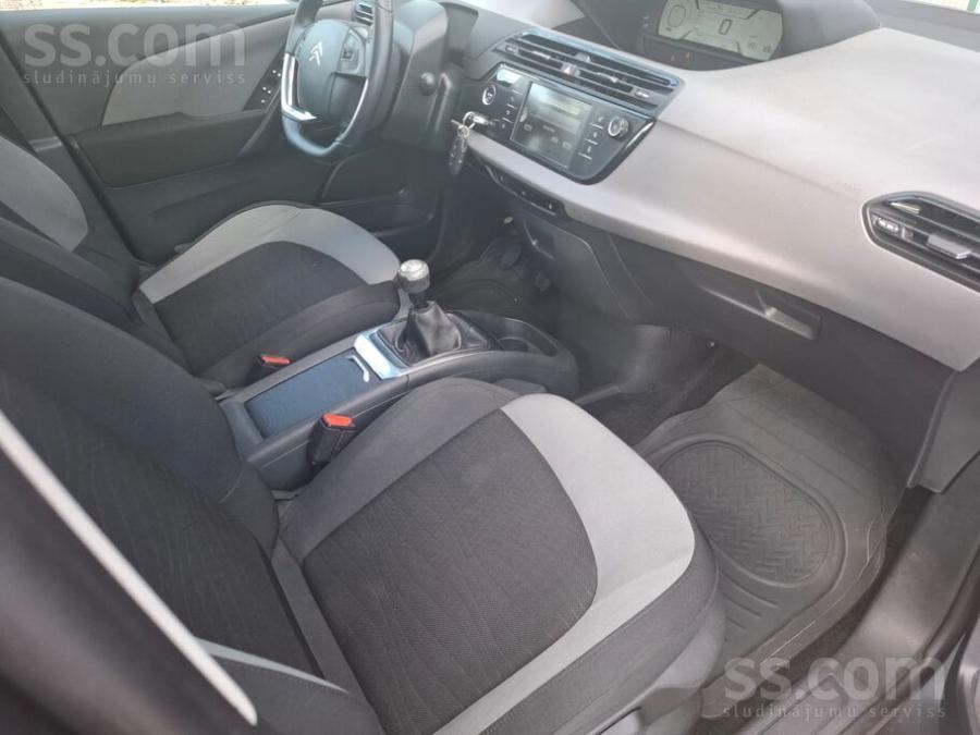 Pelēks Citroen c4-picasso 2013 Rīga, ar dzinēja tilpumu 1.60 L un nobraukumu 224 tūkst. km par 3300 €, foto 8 vietnē AUTOMOTO.COM.LV