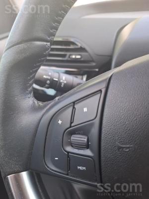 Pelēks Citroen c4-picasso 2013 Rīga, ar dzinēja tilpumu 1.60 L un nobraukumu 224 tūkst. km par 3300 €, foto 12 vietnē AUTOMOTO.COM.LV