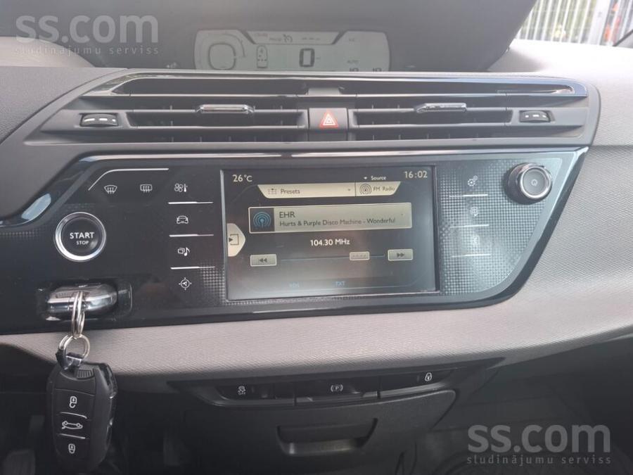 Pelēks Citroen c4-picasso 2013 Rīga, ar dzinēja tilpumu 1.60 L un nobraukumu 224 tūkst. km par 3300 €, foto 16 vietnē AUTOMOTO.COM.LV